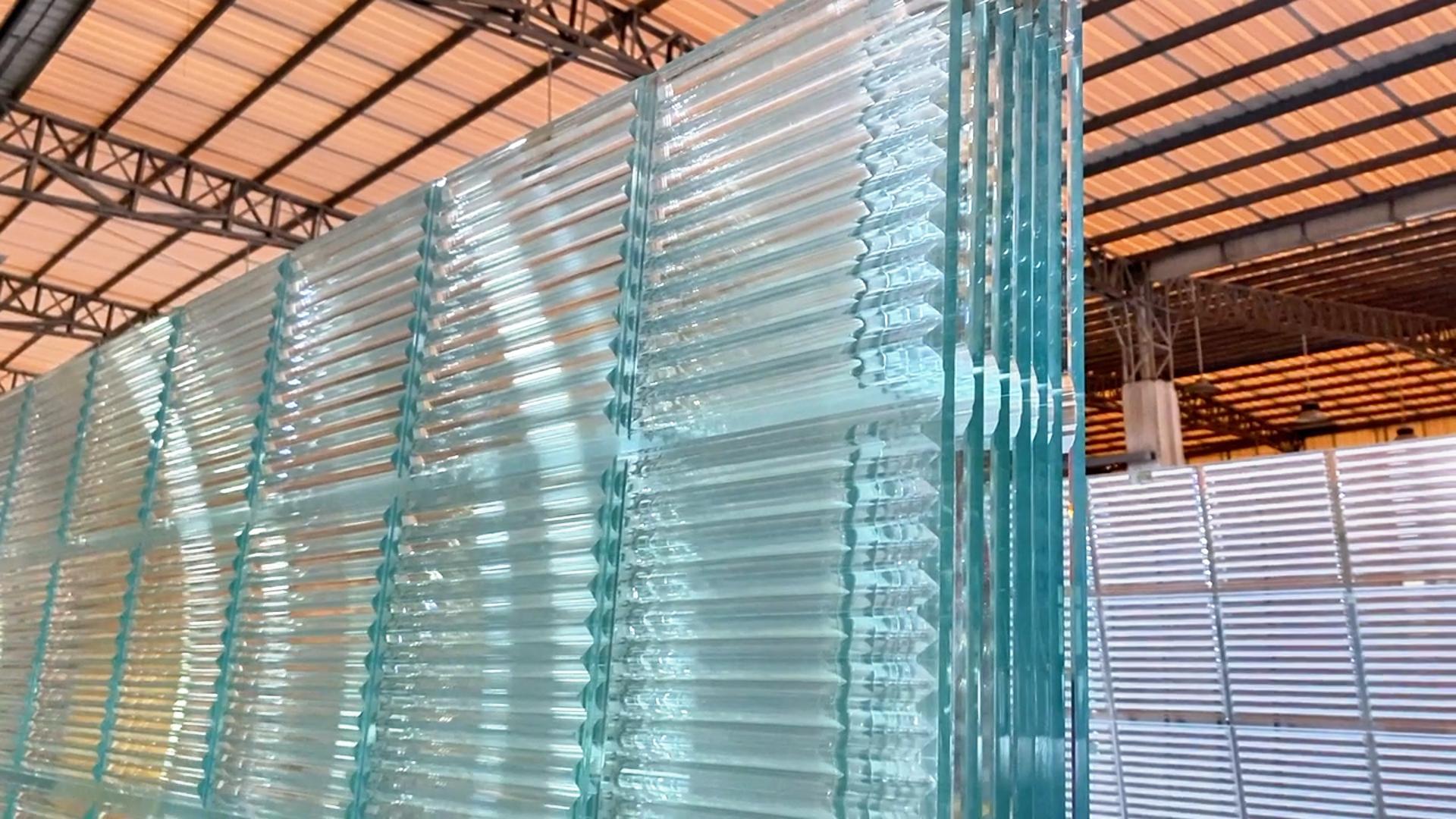 Engraving Decor Glass