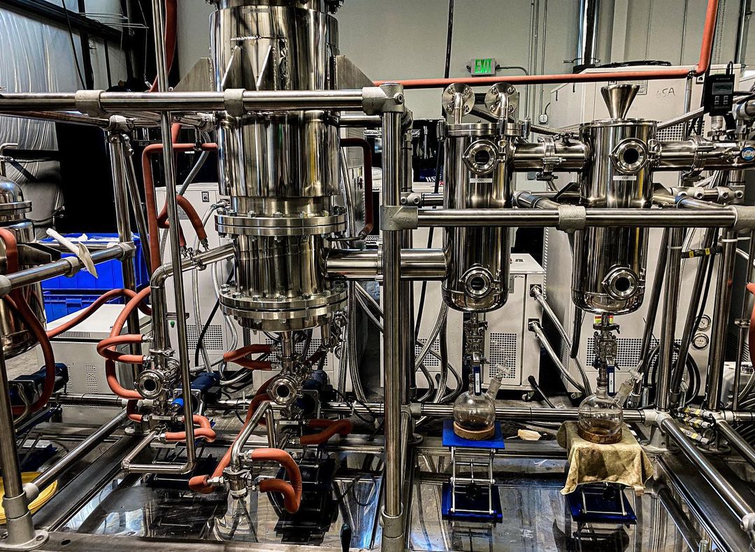 Unlocking the Potential of Molecular Distillation in Petroleum ...