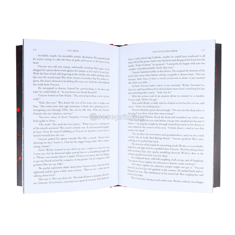 Custom Sprayed Edge Hardcover Book Embossed Cover Book Novels Printing