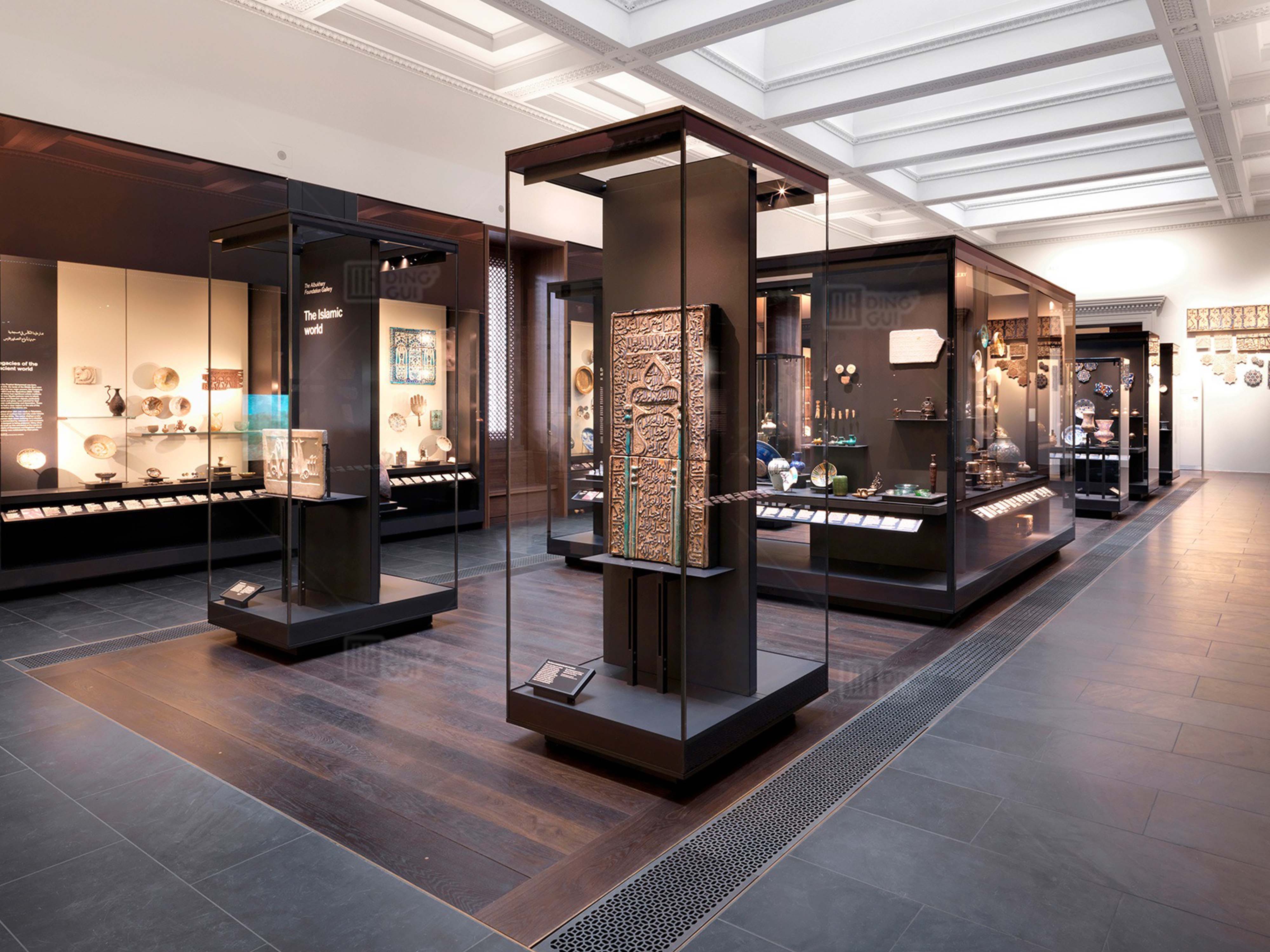 Custom Showcase Display - DG Display Showcases Manufacturers & Suppliers