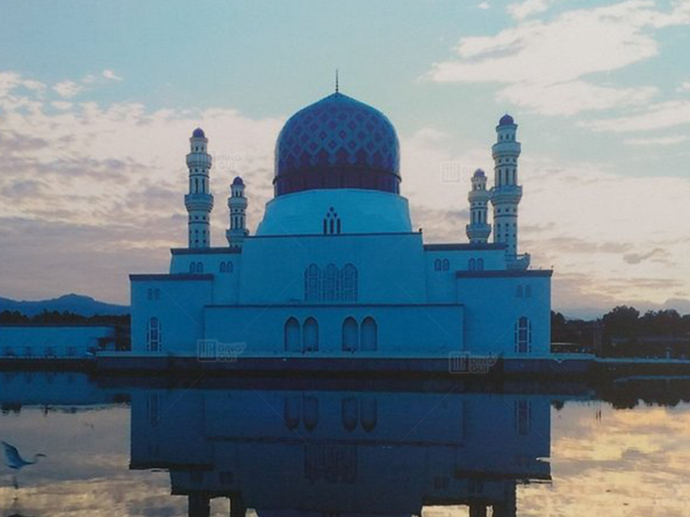 Islamic Art Museum | DG Display Showcase