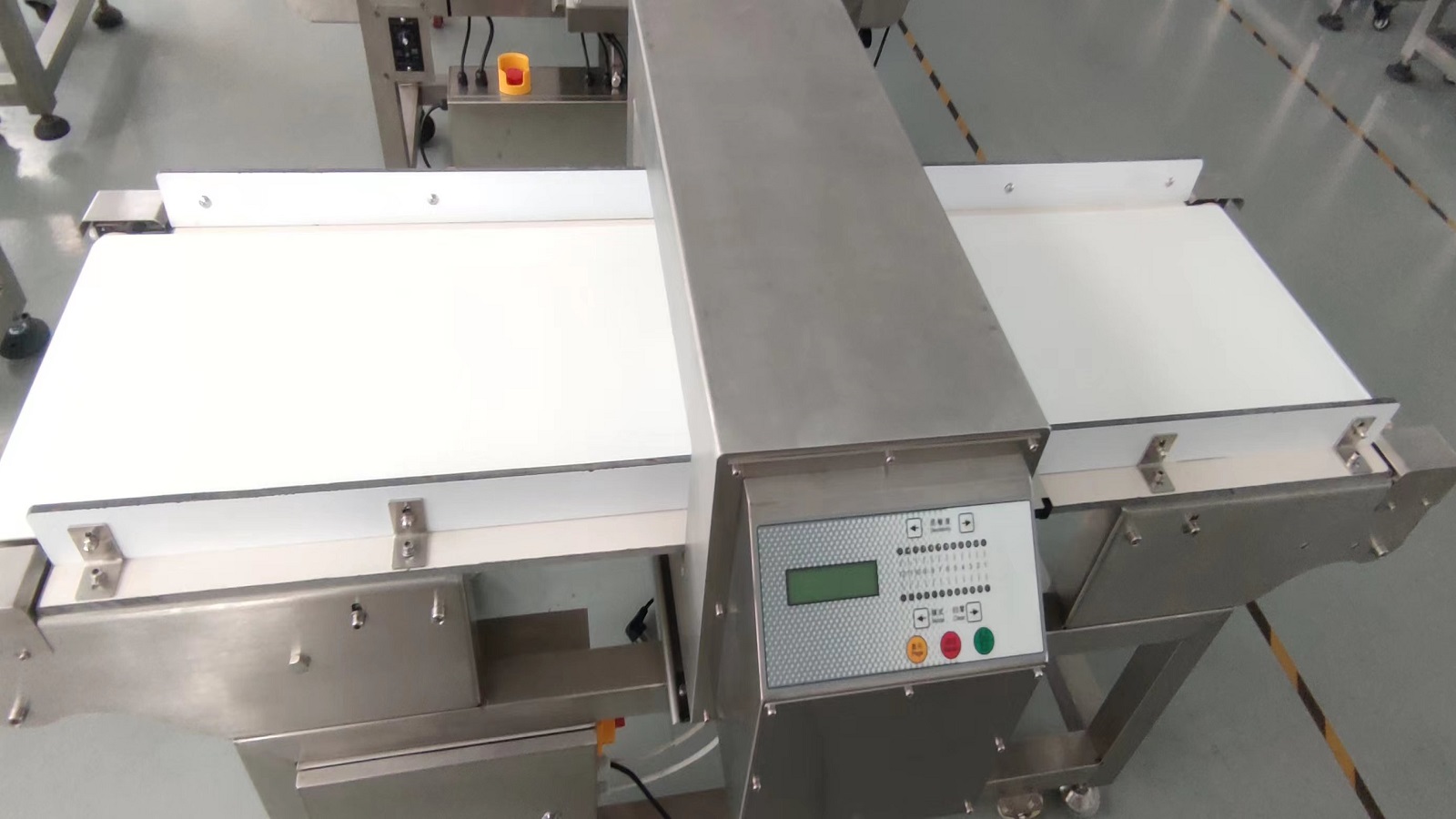 High-Precision Metal Detector for Food Processing | Newgoer