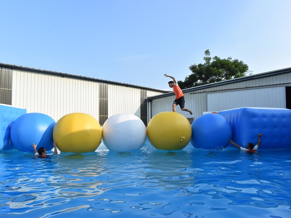 TUV Certified Inflatable Water sSports Made By Bouncia - Balls Rush ...