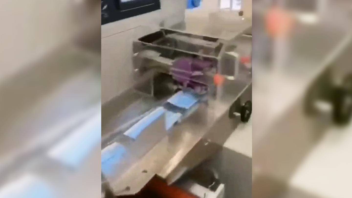 Disposable Mouth Cover Face Mask Machine N95 Kn95 Medical Mask Machine ...