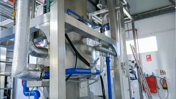 Solid Tube Ice Machine in Spain | CBFI