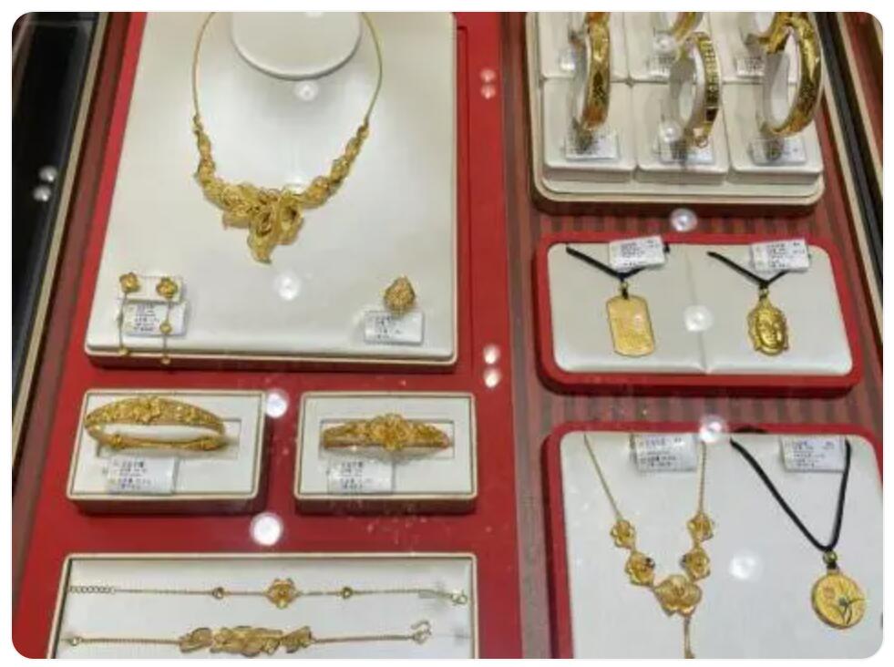Gold jewellery stores have exceeded 90 USD/gram. | Hasung