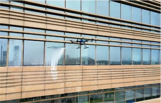 High-Altitude Cleaning Case Introduction - Drone Spraying and Cleaning ...