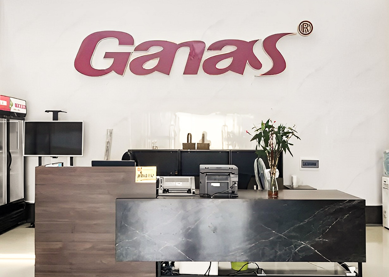 ABOUT US | GANAS