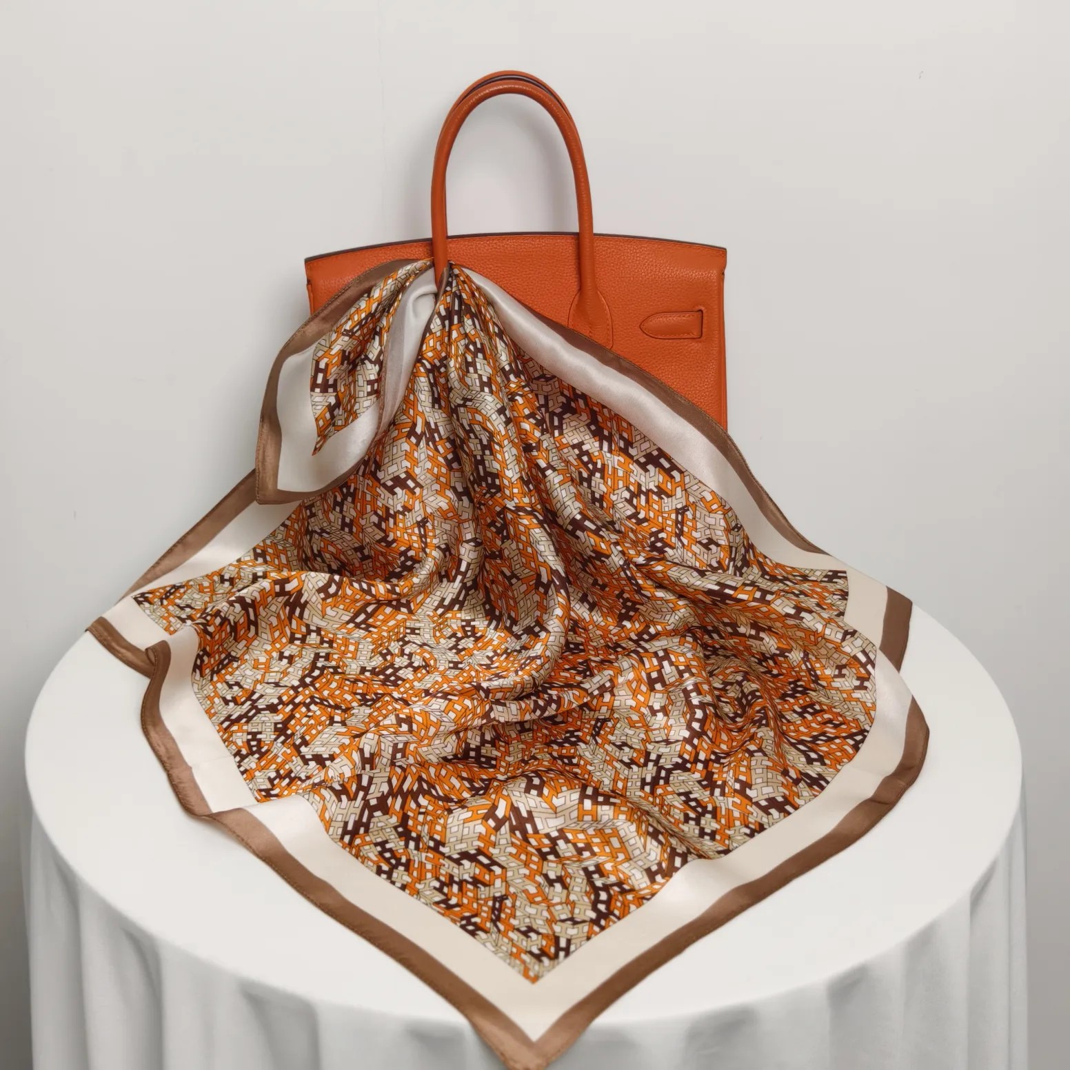 Personalized Silk Scarves: Luxury Accessories for Timeless Style and ...