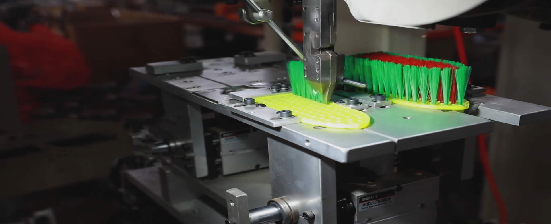 China Brush Machine Manufacturer | MeiXin Brush Machinery