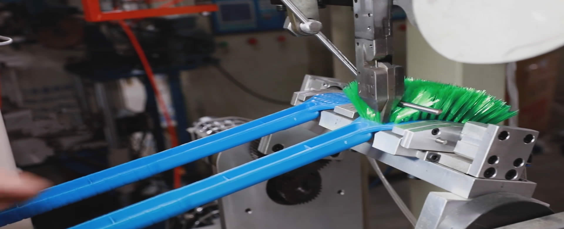 China Brush Machine Manufacturer | MeiXin Brush Machinery