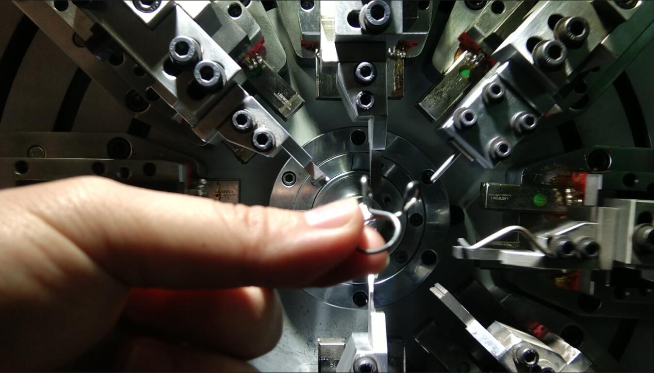 Galvanized/stainless steel oil pipe water pipe wire clamp making machine