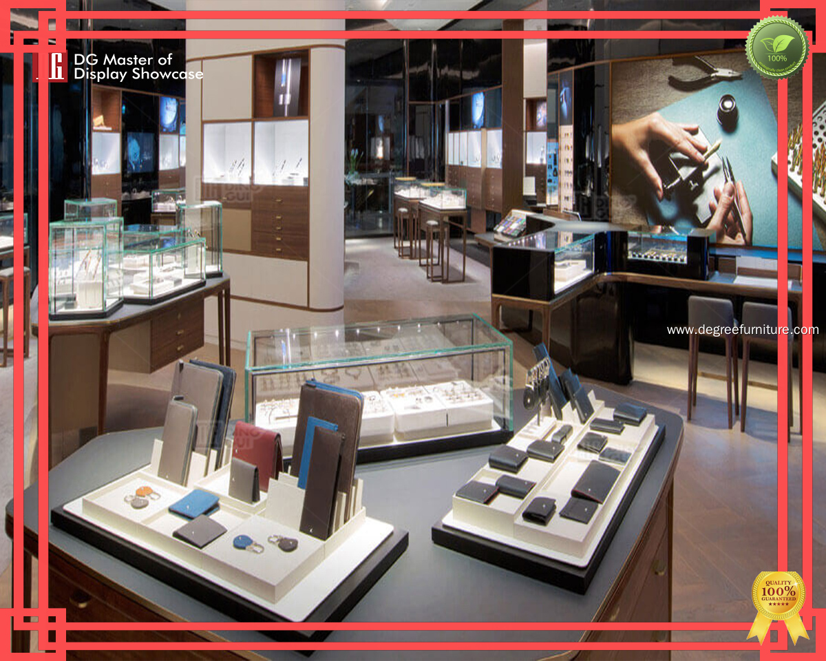 DG Display Showcase | high end Watch Showcase manufacturers design solution